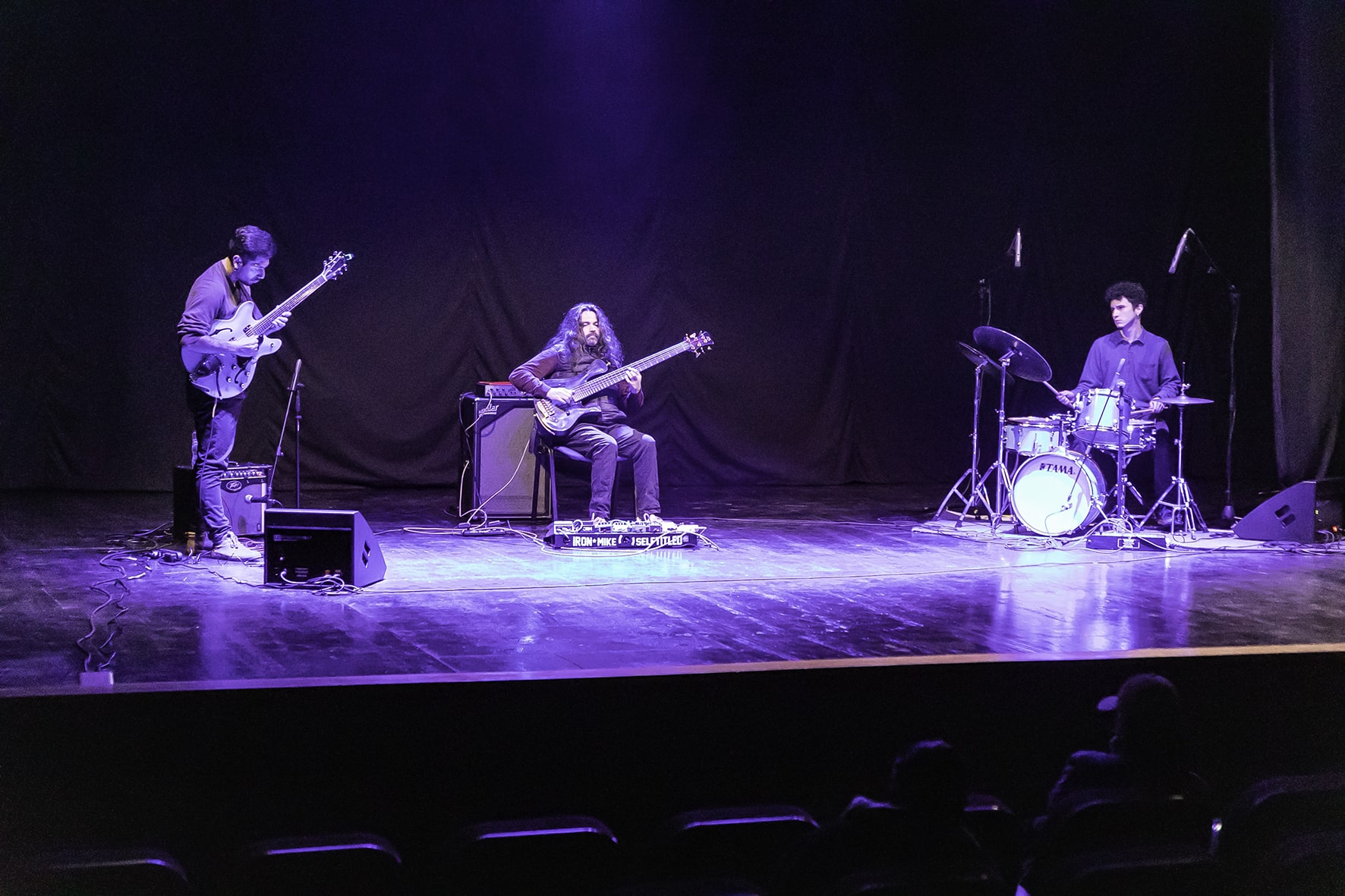 Sebastián Reyes Trío en Campus USM San Joaquín - Universidad Técnica ...